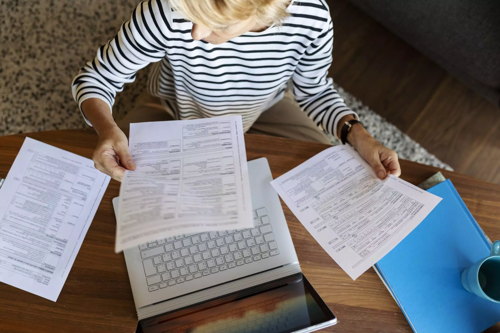 Wie man überwältigende Studentendarlehensschulden verwaltet